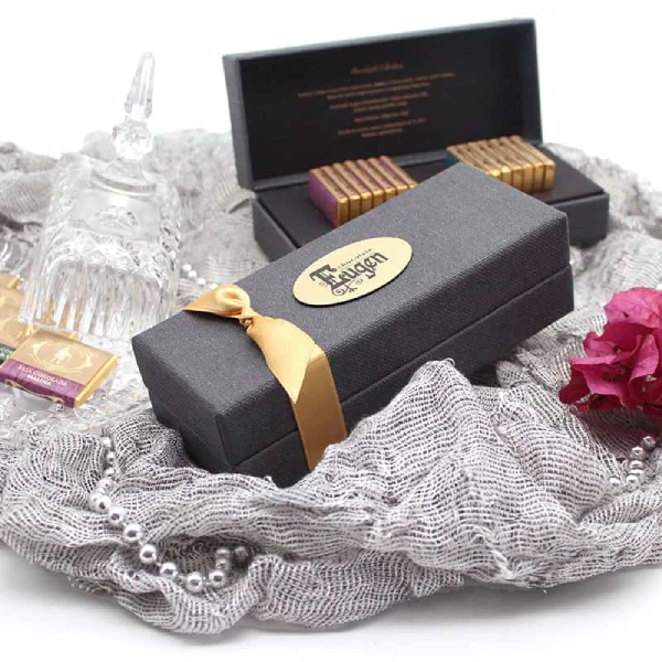 Moonlight Collection Eugen personalizovani premium čokoladni set 140g ...